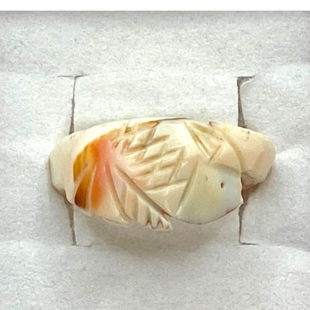 Vintage Carved Sea Shell Figural Ring - Size 6 1/2 - Gem